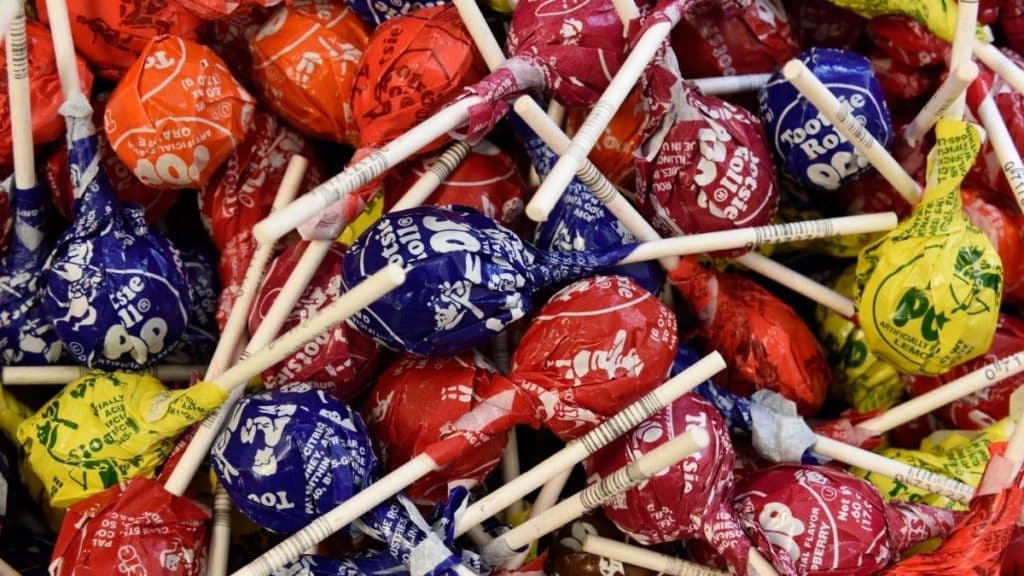 Are Tootsie Pops Vegan Fully Explained Are Tootsie Pops Vegan Fully Explained